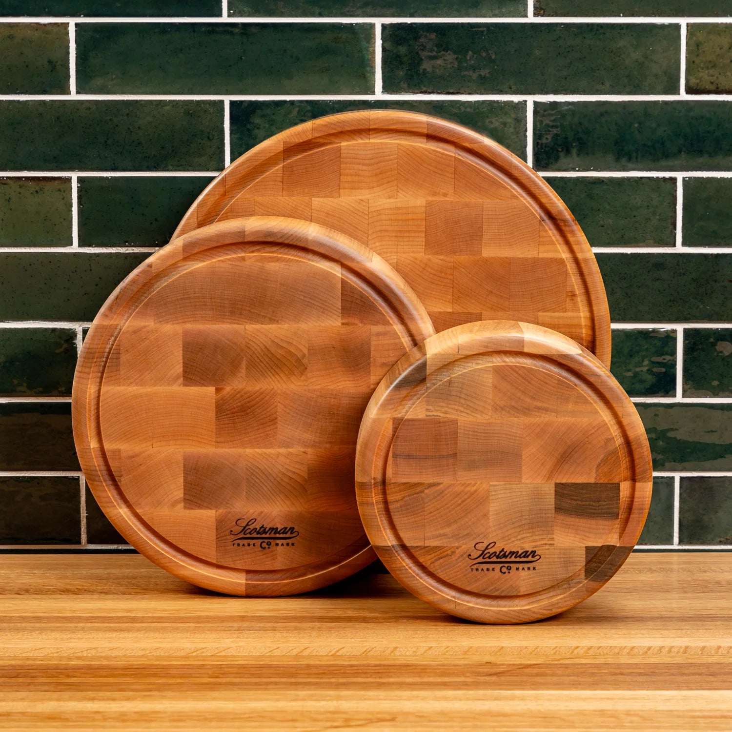 Maple End Grain Round Butcher Block with Juice Groove – Scotsman USA